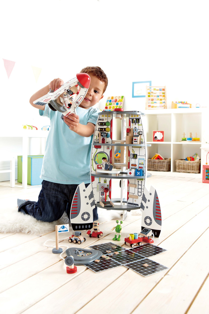 Hape Discovery Spaceship Review | Frost Magazine